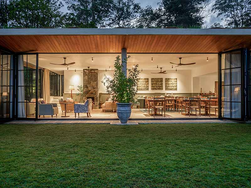 Best Restaurants in Nuwara Eliya | Stafford Bungalow Dining